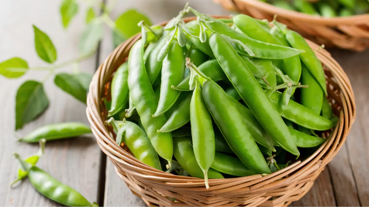 How to Grow Peas : A Step-by-Step Guide for Beginners | 11 Expert Advice
